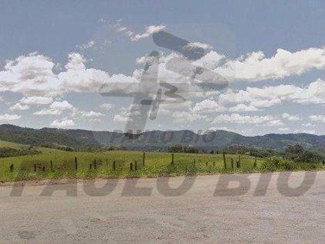 Terreno à venda no Distrito Industrial dos Pires