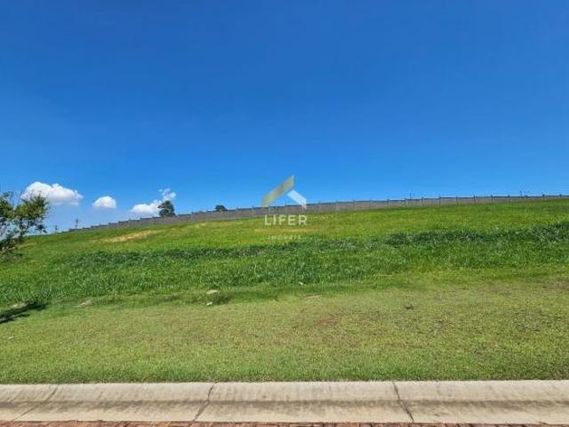 TERRENO À VENDA NO ENTREVERDES