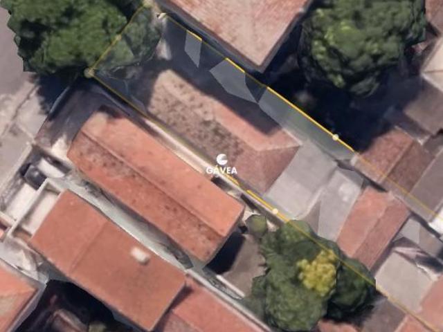 Terreno à venda no Estuário em Santos