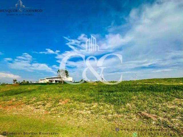 Terreno à Venda no Fazenda da Grama – 2.504m² Plano
