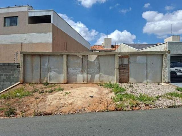 Terreno a venda no Fazendinha