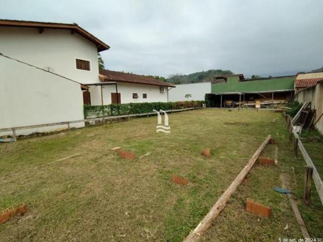Terreno à venda no Horto Florestal