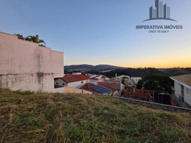 Terreno à venda no Horto Santo Antonio