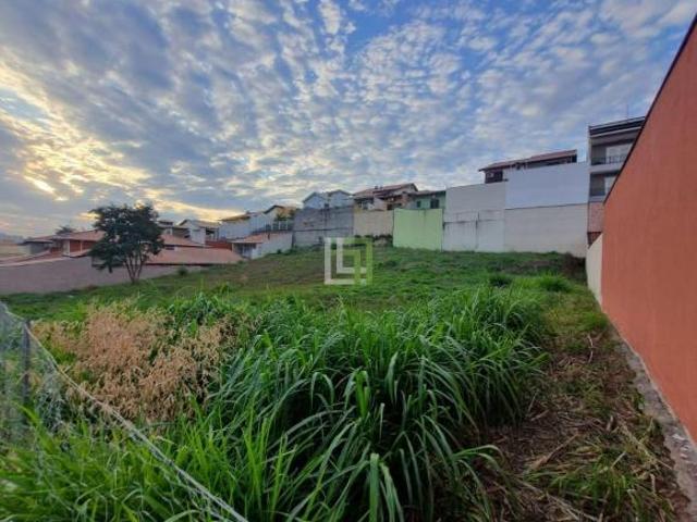 Terreno à venda no Horto Santo Antonio