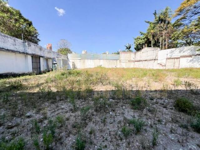 Terreno à venda no Jardim América | Pronto para construir