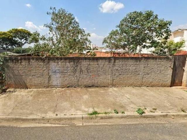 Terreno à venda no Jardim Ana Maria
