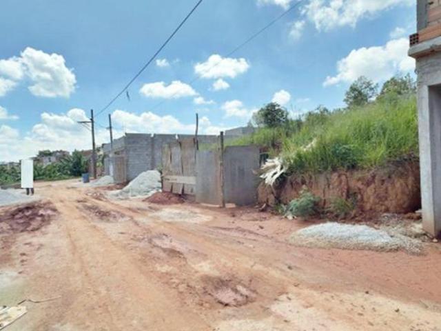 Terreno à venda no Jardim Anhangüera na Estrada Coronel José Gladiador