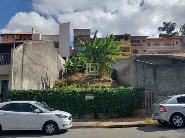Terreno à venda no Jardim Caçula