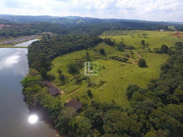 Terreno à venda no Jardim Caxambu