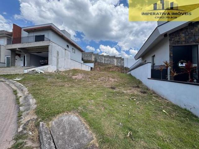 Terreno à venda no Jardim Celeste
