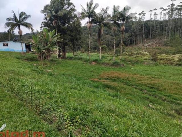 TERRENO A VENDA NO JARDIM DOS EUCALIPTOS EM PARELHEIROS