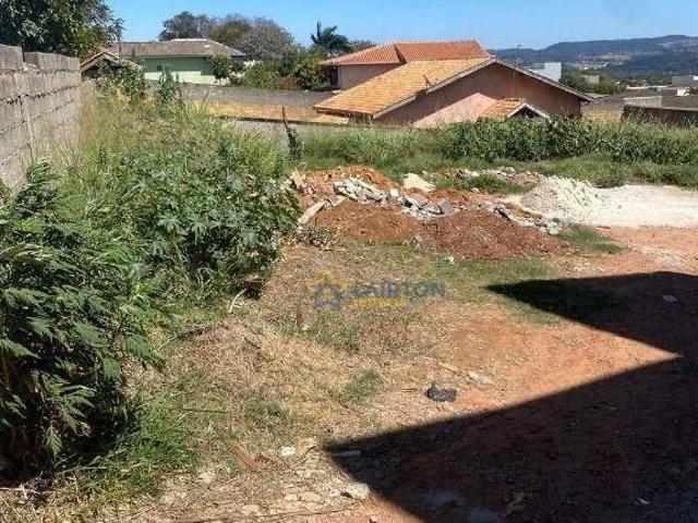 Terreno à venda no Jardim dos Pinheiros, Atibaia – Excelente Localização e Ampla Área