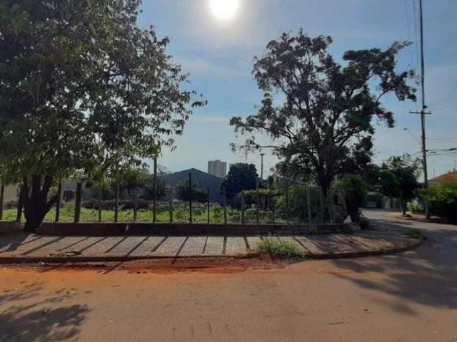 Terreno à venda no Jardim Esmeralda em Santa Bárbara d&apos Oeste