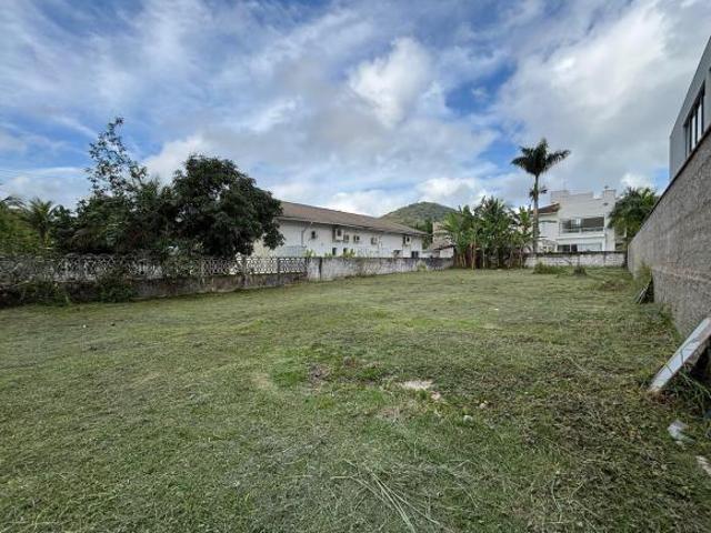 Terreno a venda no Jardim Pernambuco I no Guarujá | QVista