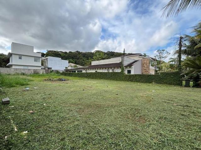 Terreno a venda no Jardim Pernambuco I no Guarujá | QVista