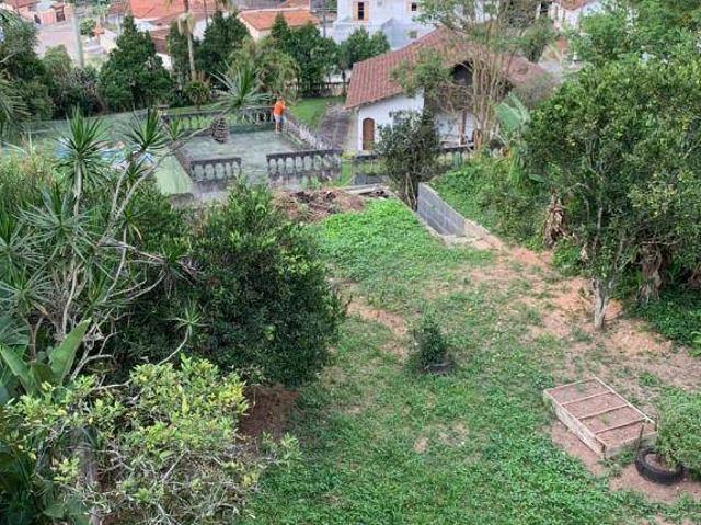 Terreno a venda no Jardim Petrópolis Santa Luzia Ribeirão Pires 3 Dorms