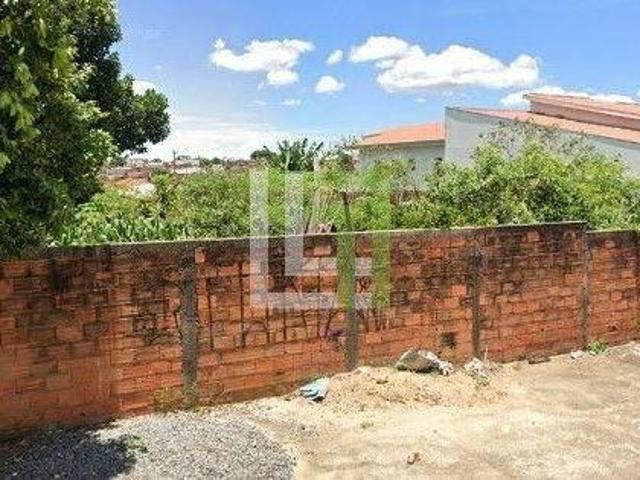 Terreno à venda no Jardim São Domingos