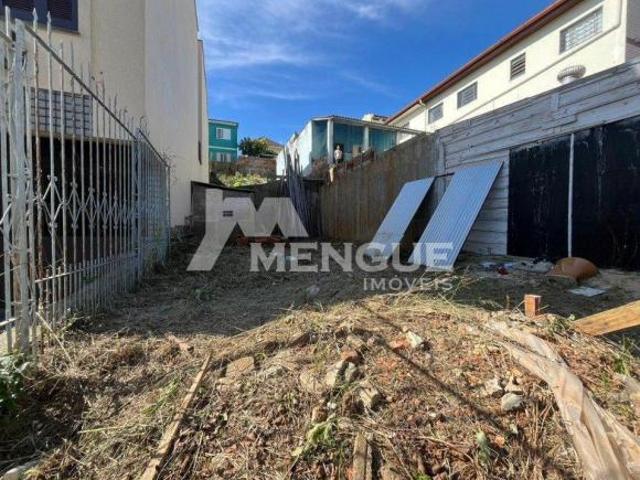Terreno à venda no Jardim São Pedro
