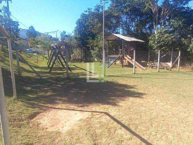 Terreno à venda no Jardim Santa Lúcia