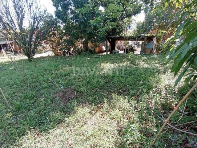 Terreno à venda no Jardim Santa Rosa na Davanti Imóveis