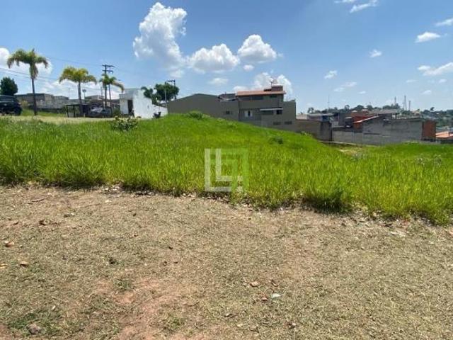 Terreno à venda no Jardim Tarumã