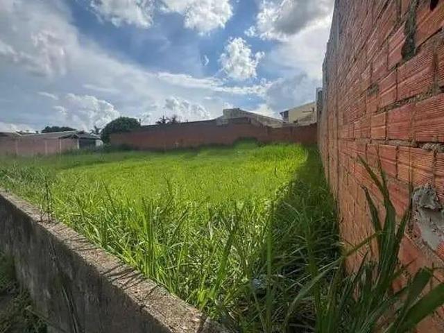 Terreno à venda no Jardim Terras de Santo Antônio em Hortolândia/SP