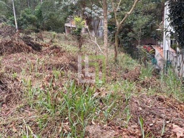 Terreno à venda no Loteamento Capital Ville