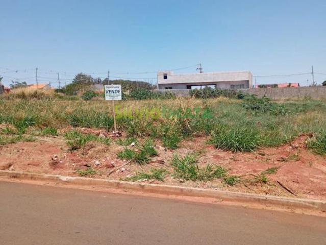 Terreno a venda no Loteamento Chácaras Villa Verde Astorga/PR