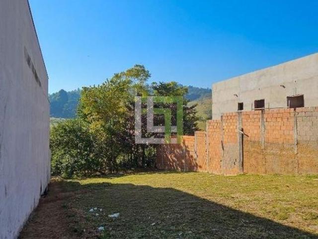 Terreno à venda no Loteamento Jardim Itália