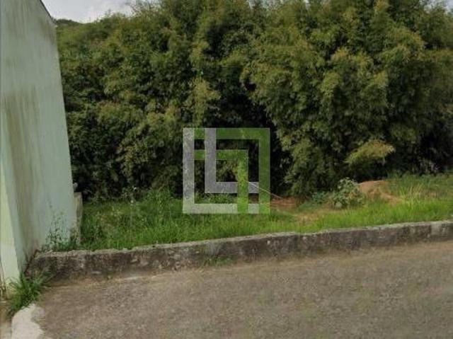 Terreno à venda no Loteamento Serra dos Cristais