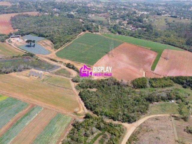 Terreno à venda no Lageadinho