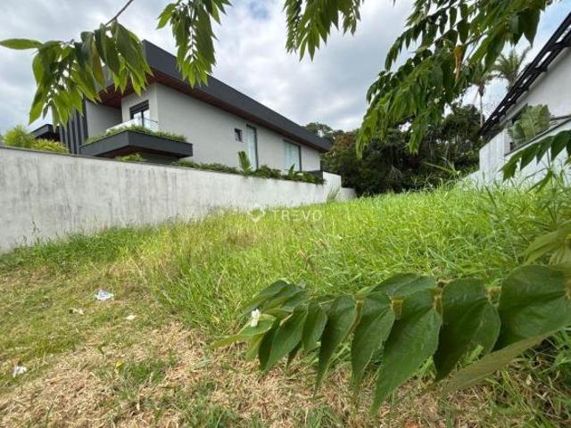 Terreno a venda no módulo 16 em Riviera de São Lourenço, Bertioga, com 420m2