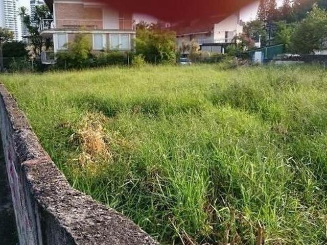 Terreno à venda no Morumbi com 682m²