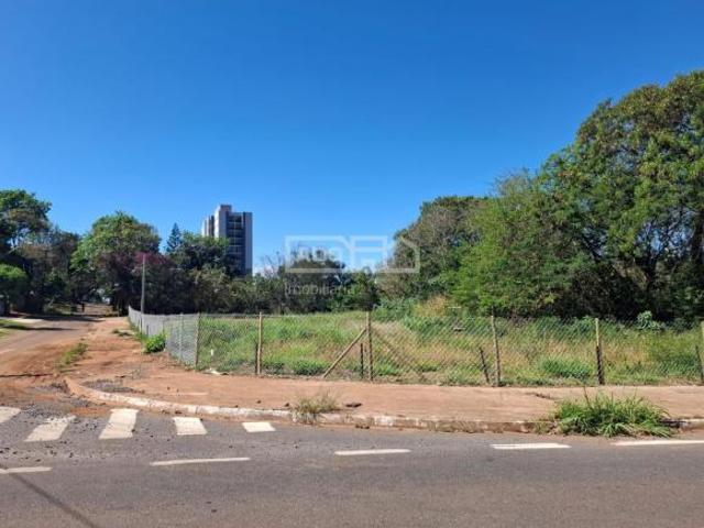 Terreno à venda no Mansões Santo Antônio em Campinas