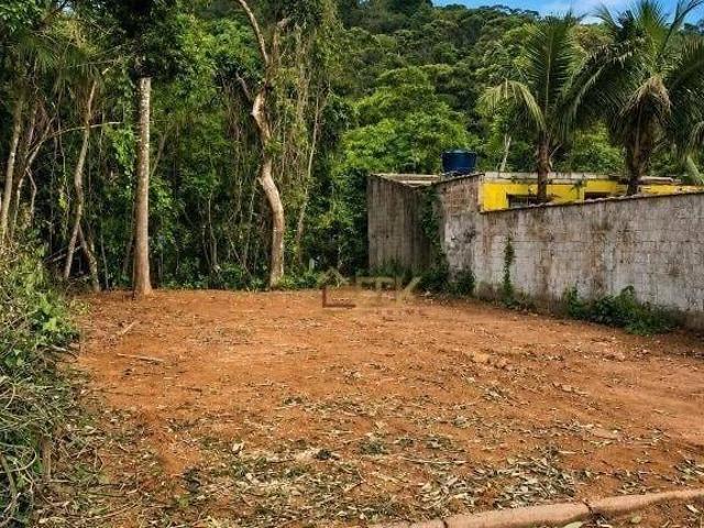 Terreno à Venda no Massaguaçu – Excelente Localização a 800 Metros da Praia da Cocanha