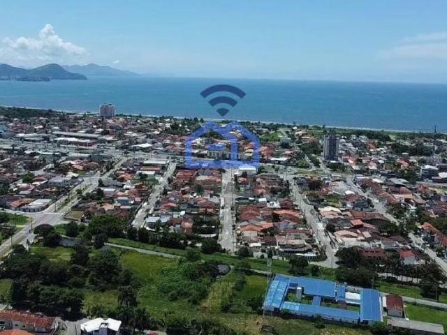 Terreno à Venda no Pontal Santa Marina em Caraguatatuba. SP