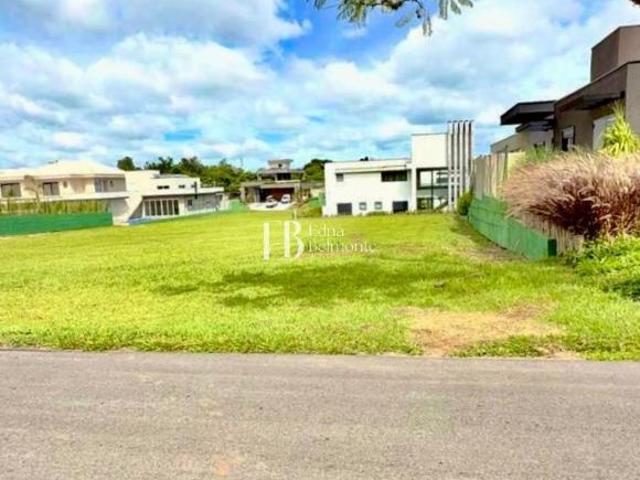 TERRENO À VENDA NO PORTAL DO JAPY GOLF CLUB CABREÚVA/SP