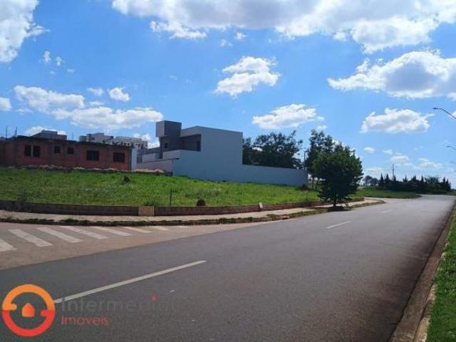 Terreno à venda no Portal Ville Jardins em Boituva SP