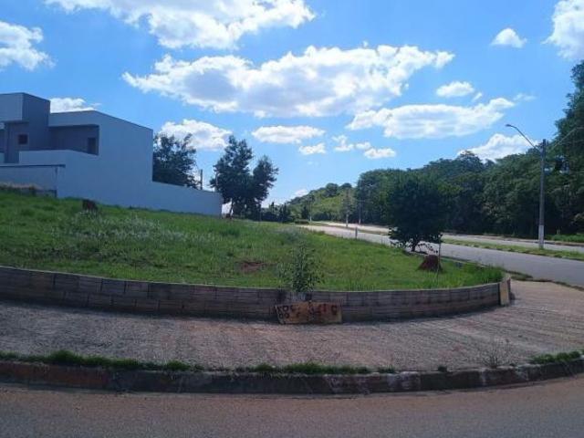 Terreno à venda no Portal Ville Jardins em Boituva SP
