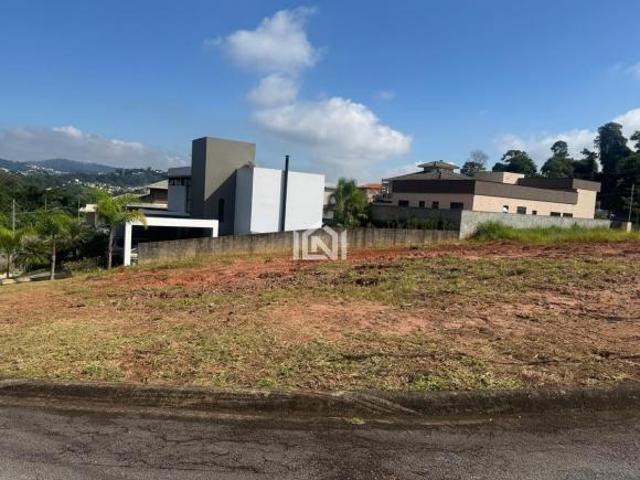Terreno à venda no Parque Dom Henrique