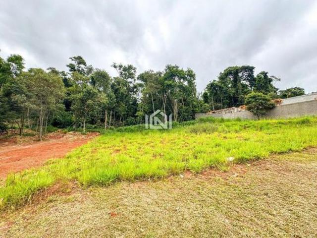 Terreno à venda no Parque Dom Henrique