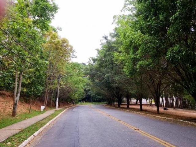 Terreno à venda no Parque dos Príncipes