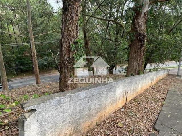 Terreno à venda no Parque dos Príncipes