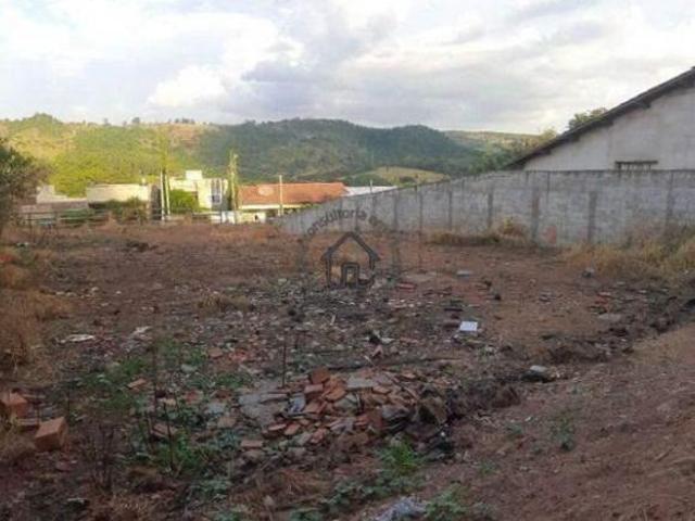 Terreno à venda no Parque Portugal