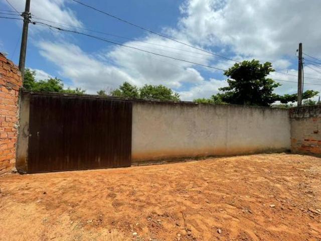 Terreno à Venda no Parque Vitória Régia