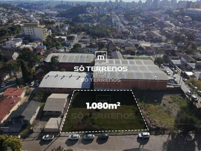 Terreno à venda no Planalto