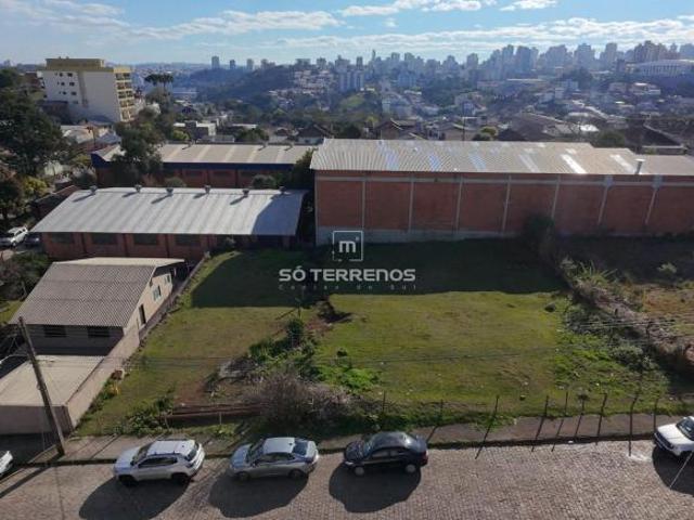 Terreno à venda no Planalto