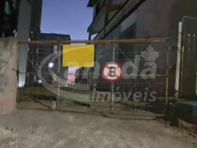 Terreno à venda no Quitaúna