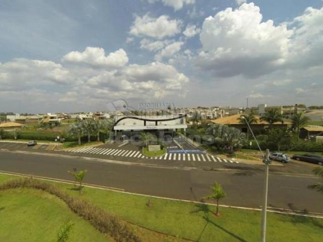 Terreno a venda no Recanto do Lago
