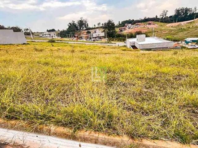 Terreno à venda no Recanto Quarto Centenário